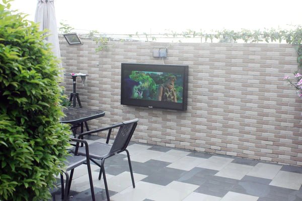 5 Tips for Protecting Your Outdoor TV Enclosure – DeerTV